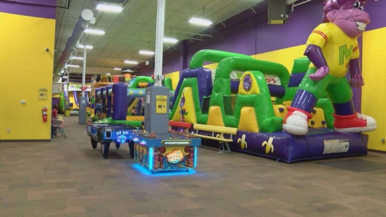 15 Places Like Chuck E Cheese for Family Entertainment